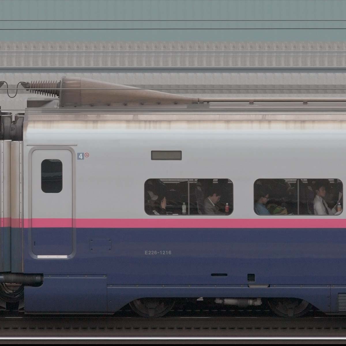 JR東日本E2系E226-1216の側面写真｜RailFile.jp｜鉄道車両サイドビューの図鑑