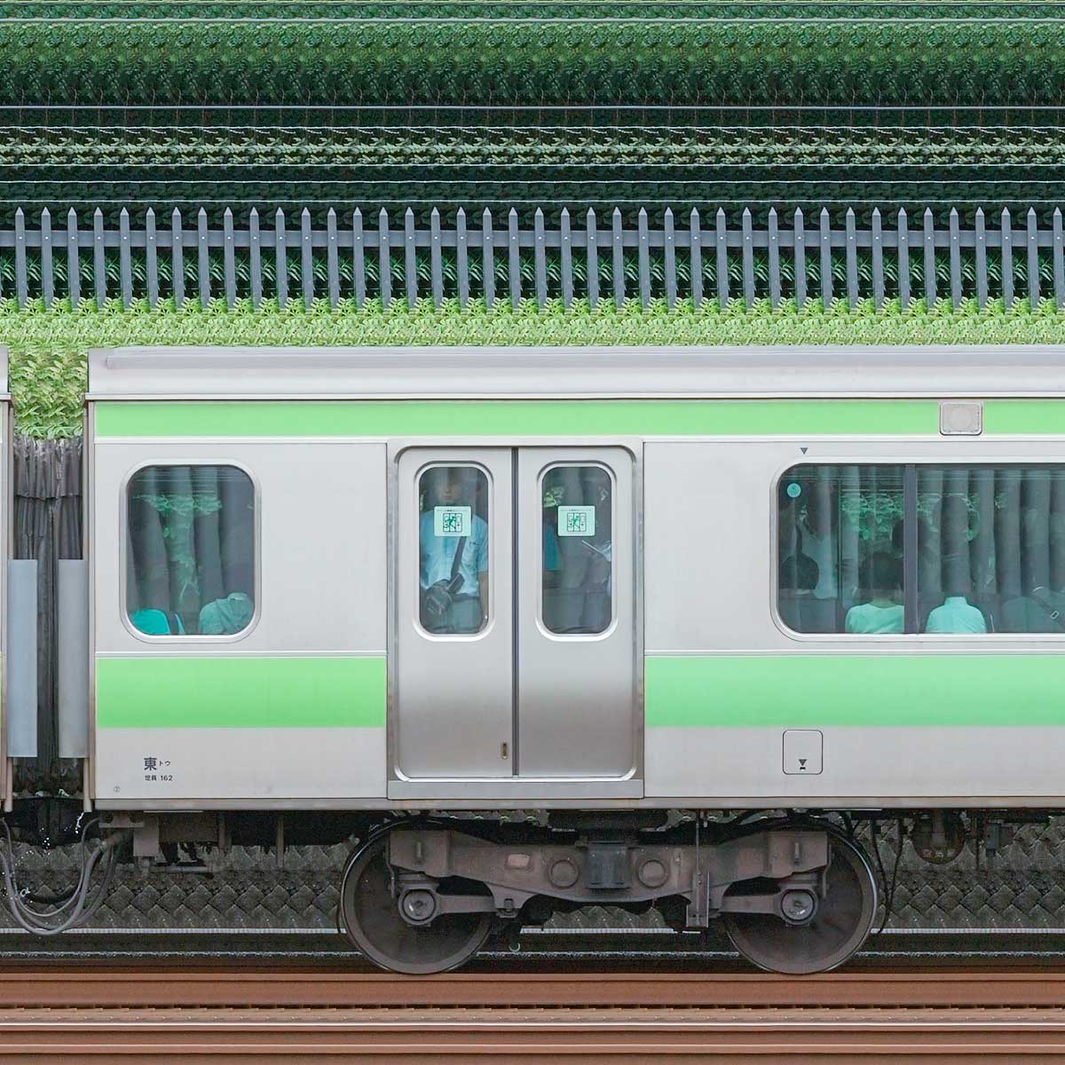 JR東日本E231系モハE231-502の側面写真｜RailFile.jp｜鉄道車両サイドビューの図鑑
