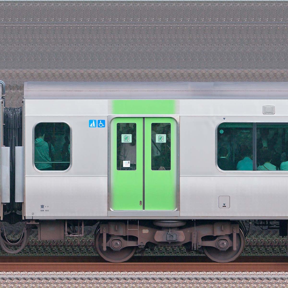 JR東日本E235系モハE234-10の側面写真｜RailFile.jp｜鉄道車両サイドビューの図鑑