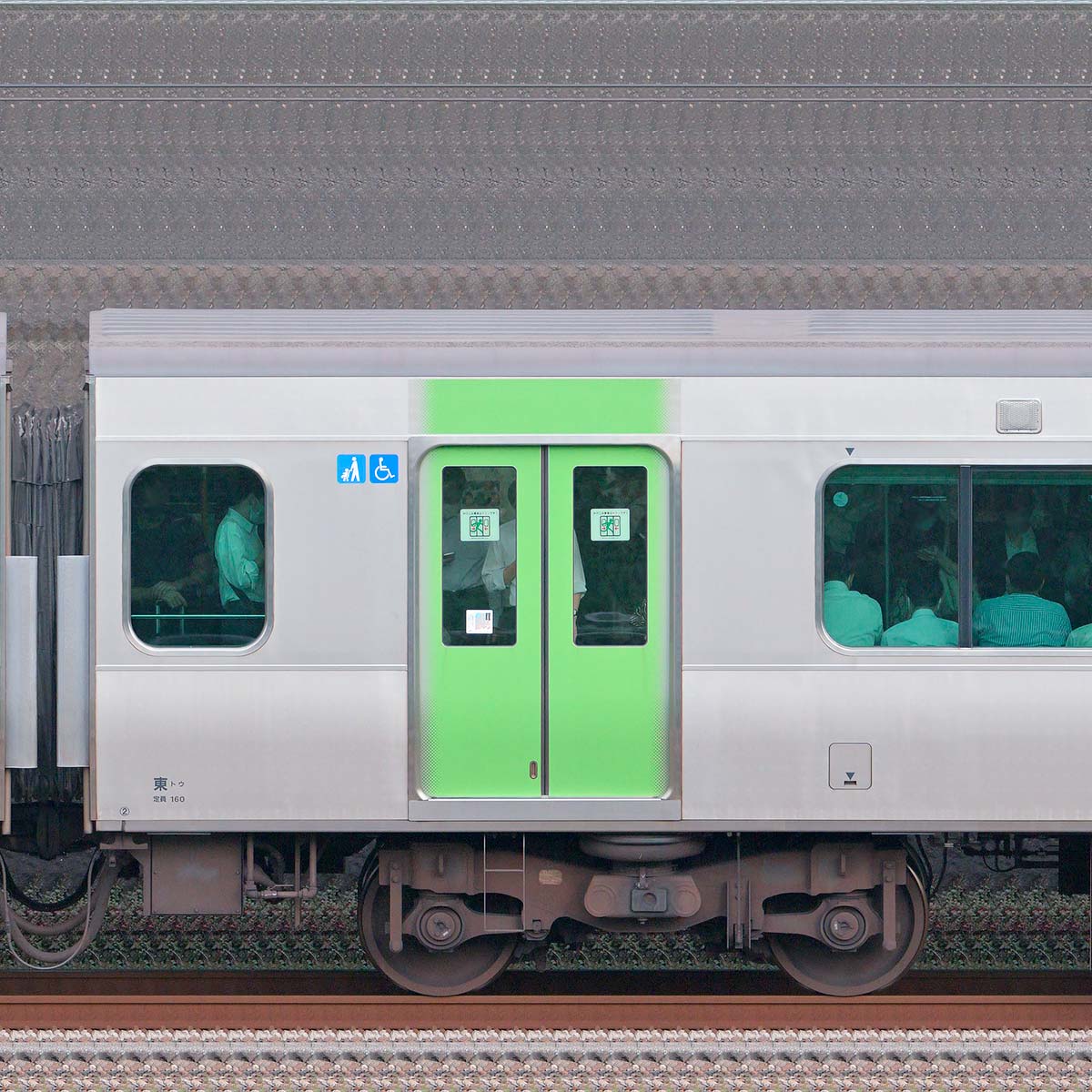 JR東日本E235系モハE235-10の側面写真｜RailFile.jp｜鉄道車両サイドビューの図鑑