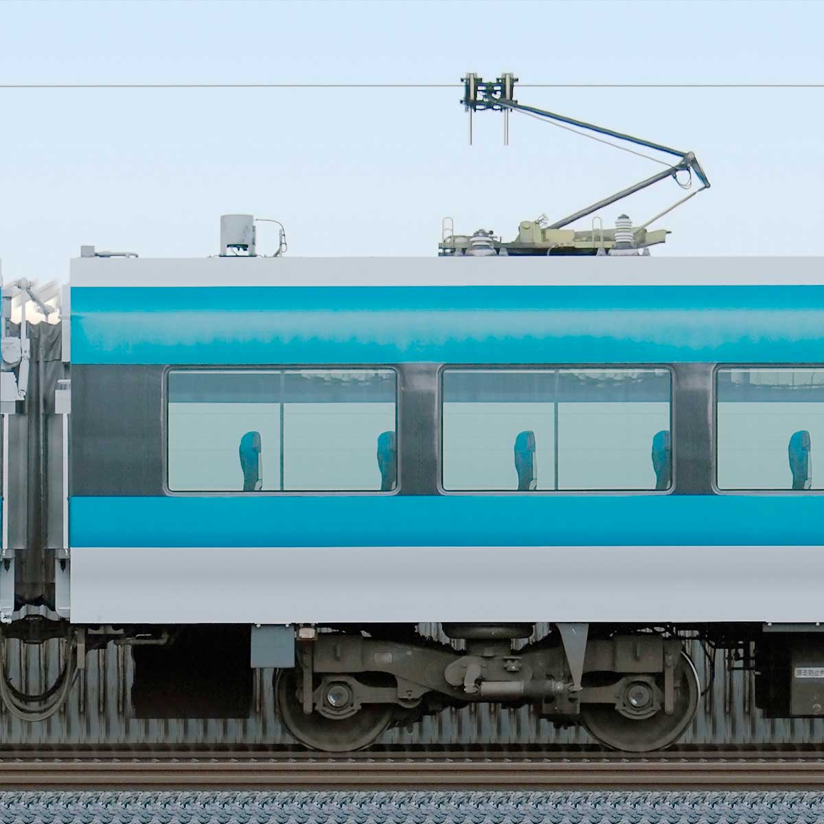 JR東日本E257系モハE257-3507の側面写真｜RailFile.jp｜鉄道車両サイドビューの図鑑