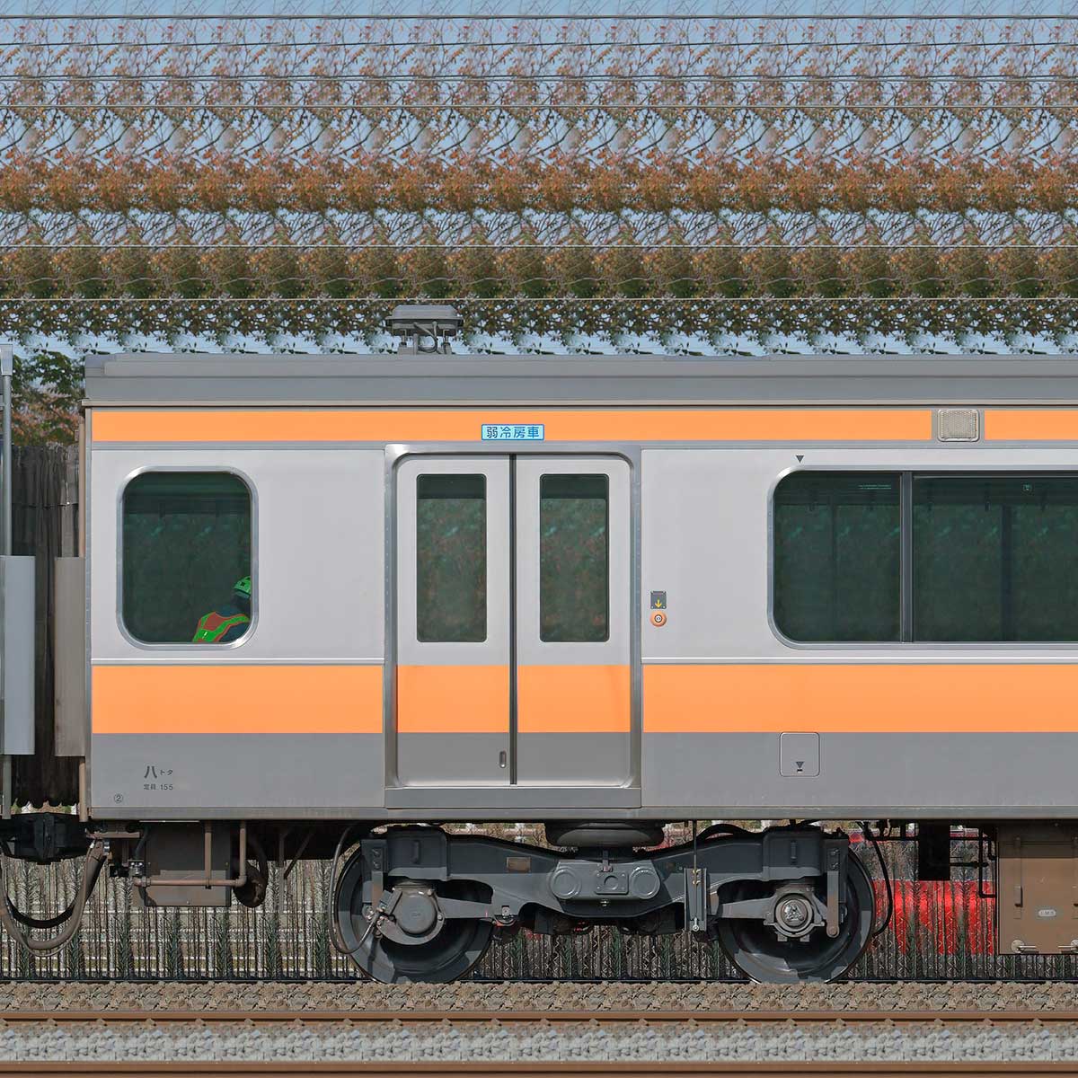 JR東日本E233系サハE233-524（トイレ設置後）の側面写真｜RailFile.jp｜鉄道車両サイドビューの図鑑