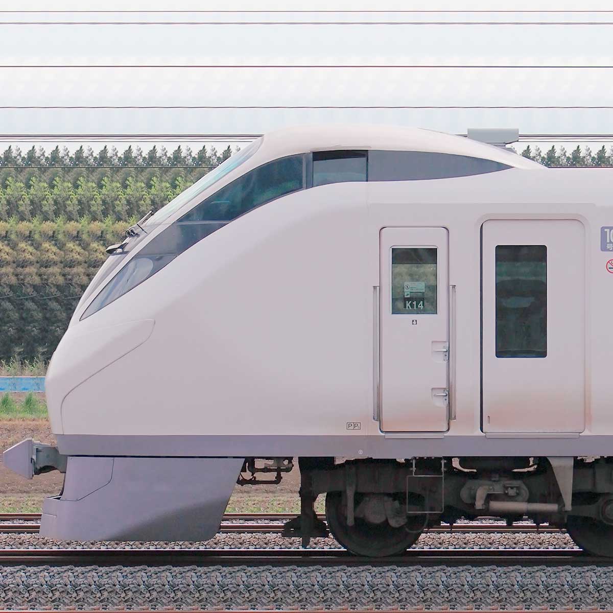 JR東日本E657系クハE657-14『東北デスティネーションキャンペーン』ラッピングの側面写真｜RailFile.jp｜鉄道車両サイドビューの図鑑