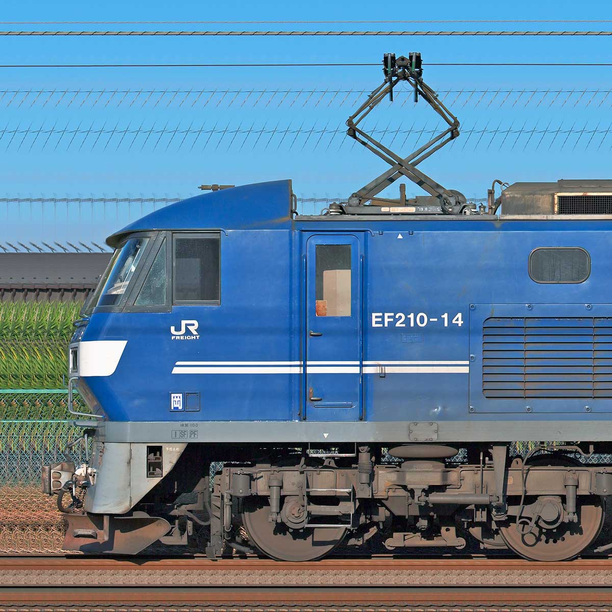 JR貨物EF210形EF210-14号機の側面写真｜RailFile.jp｜鉄道車両サイドビューの図鑑