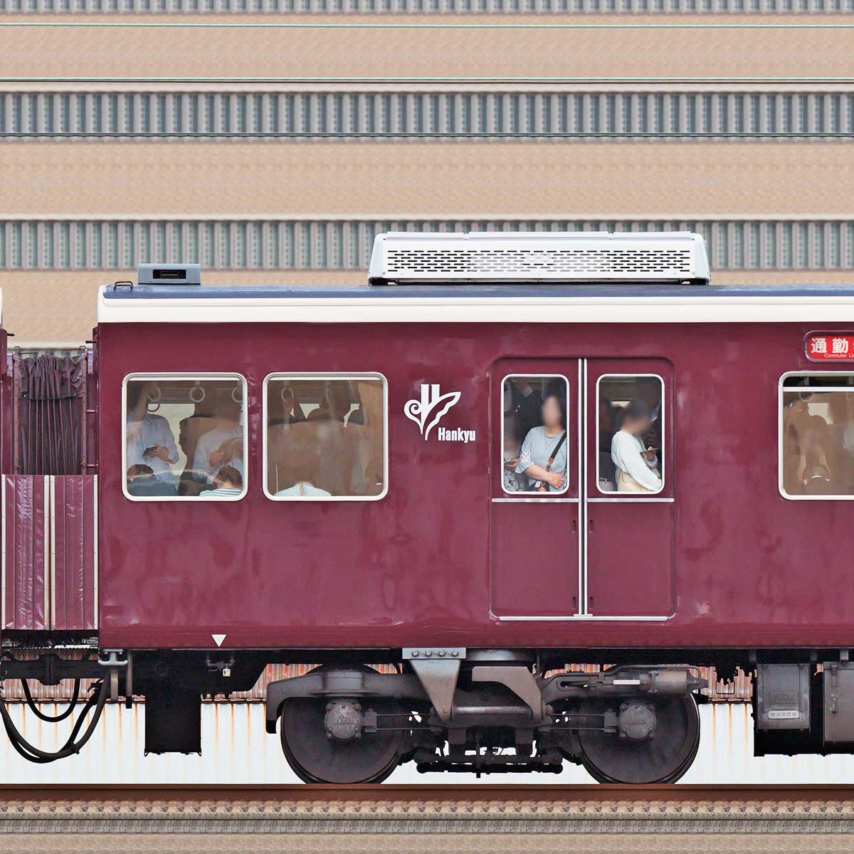 阪急6000系C#6651の側面写真｜RailFile.jp｜鉄道車両サイドビューの図鑑