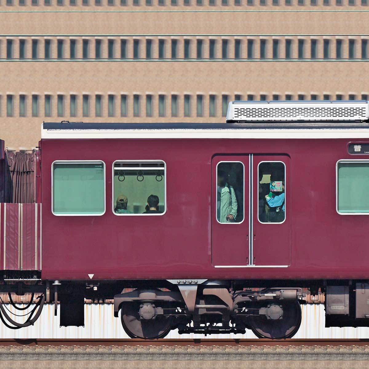 阪急7000系C#7685の側面写真｜RailFile.jp｜鉄道車両サイドビューの図鑑