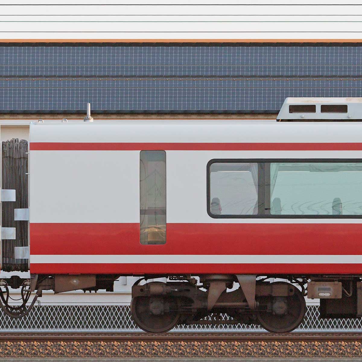 南海11000系モハ11101形（M1）｜RailFile.jp｜鉄道車両サイドビューの図鑑
