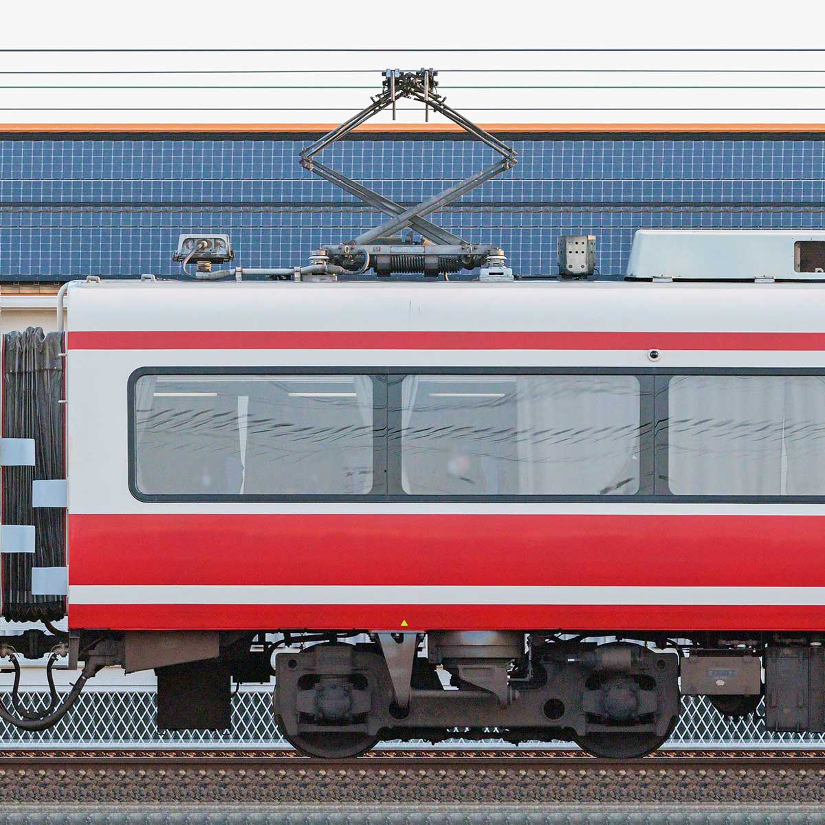 南海31000系モハ31100形（M1）｜RailFile.jp｜鉄道車両サイドビューの図鑑