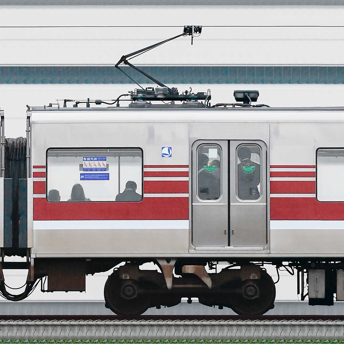 新京成N800形N817（マルーン）の側面写真｜RailFile.jp｜鉄道車両サイドビューの図鑑