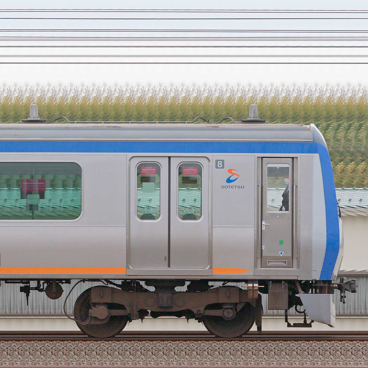 相鉄10000系クハ10503（機器更新車）の側面写真｜RailFile.jp｜鉄道車両サイドビューの図鑑