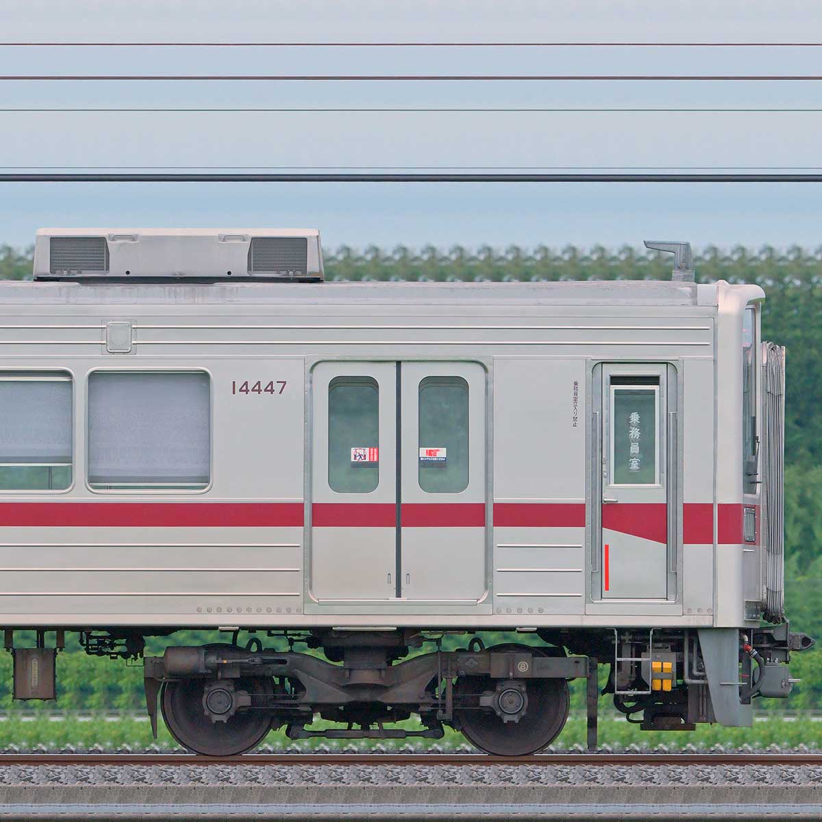 東武10030型クハ14447（リニューアル車）の側面写真｜RailFile.jp｜鉄道車両サイドビューの図鑑