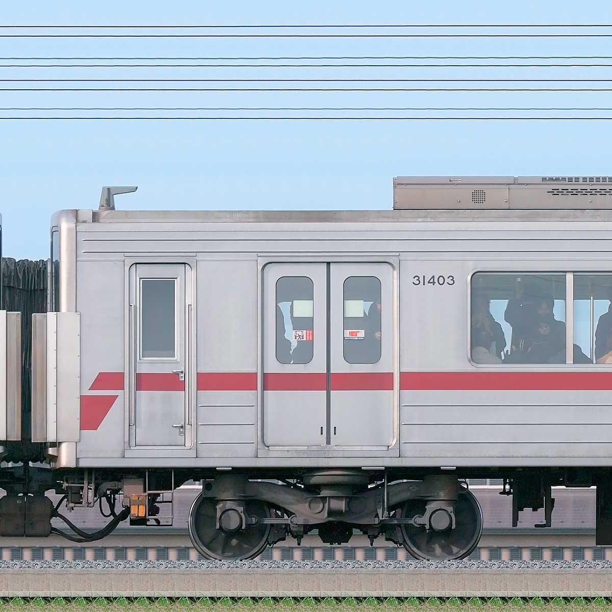東武30000系サハ31403の側面写真｜RailFile.jp｜鉄道車両サイドビューの図鑑